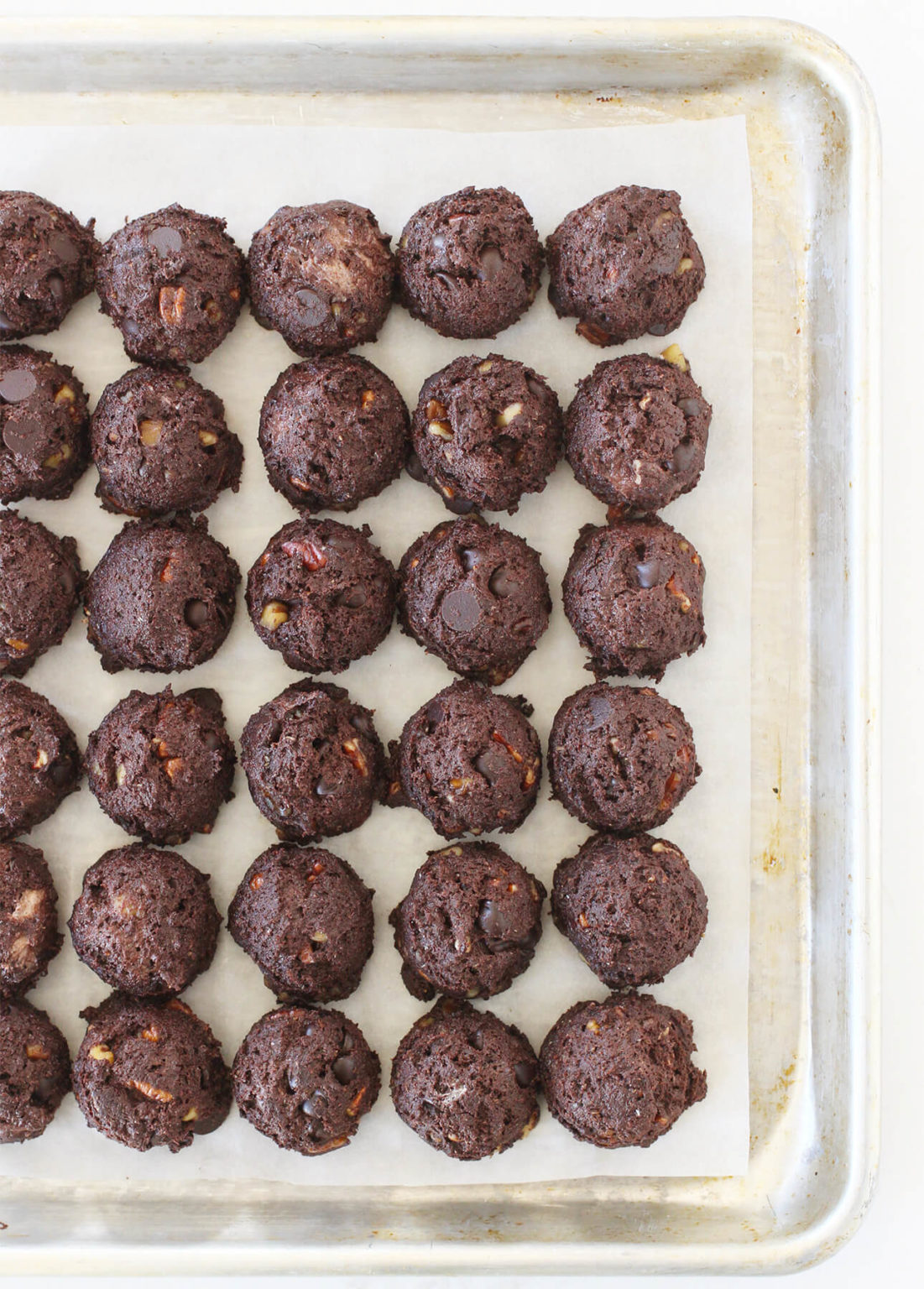 Nutty and Fudgy Chocolate Chip Cookies - Food Nouveau
