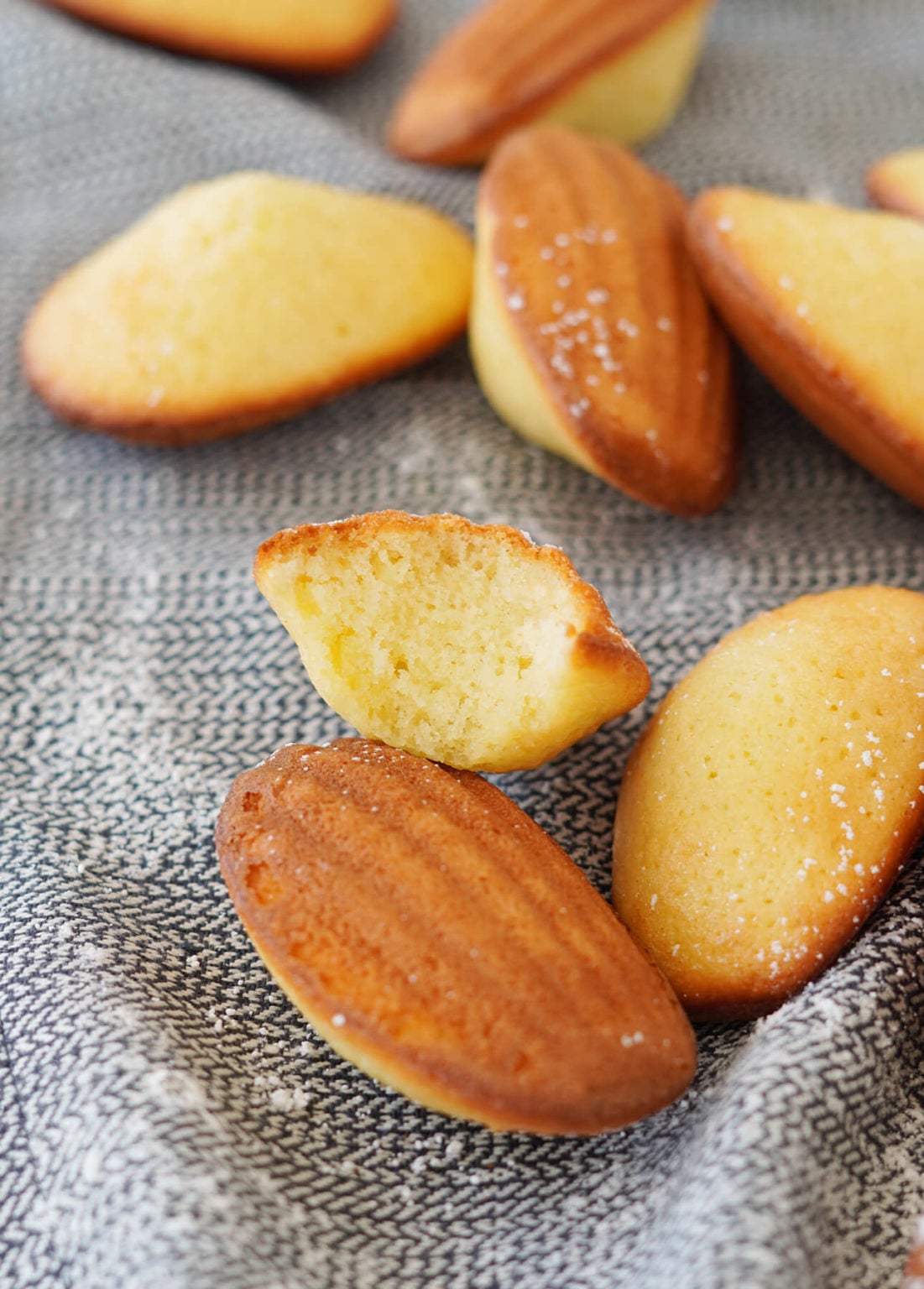 How to Make Classic Madeleines (VIDEO) - Food Nouveau