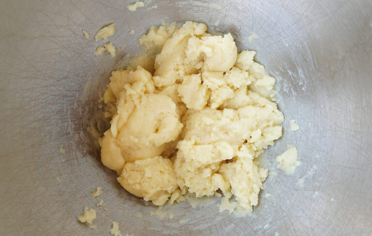 Profiteroles Recipe: A Step-by-Step Guide (VIDEO) - Food Nouveau